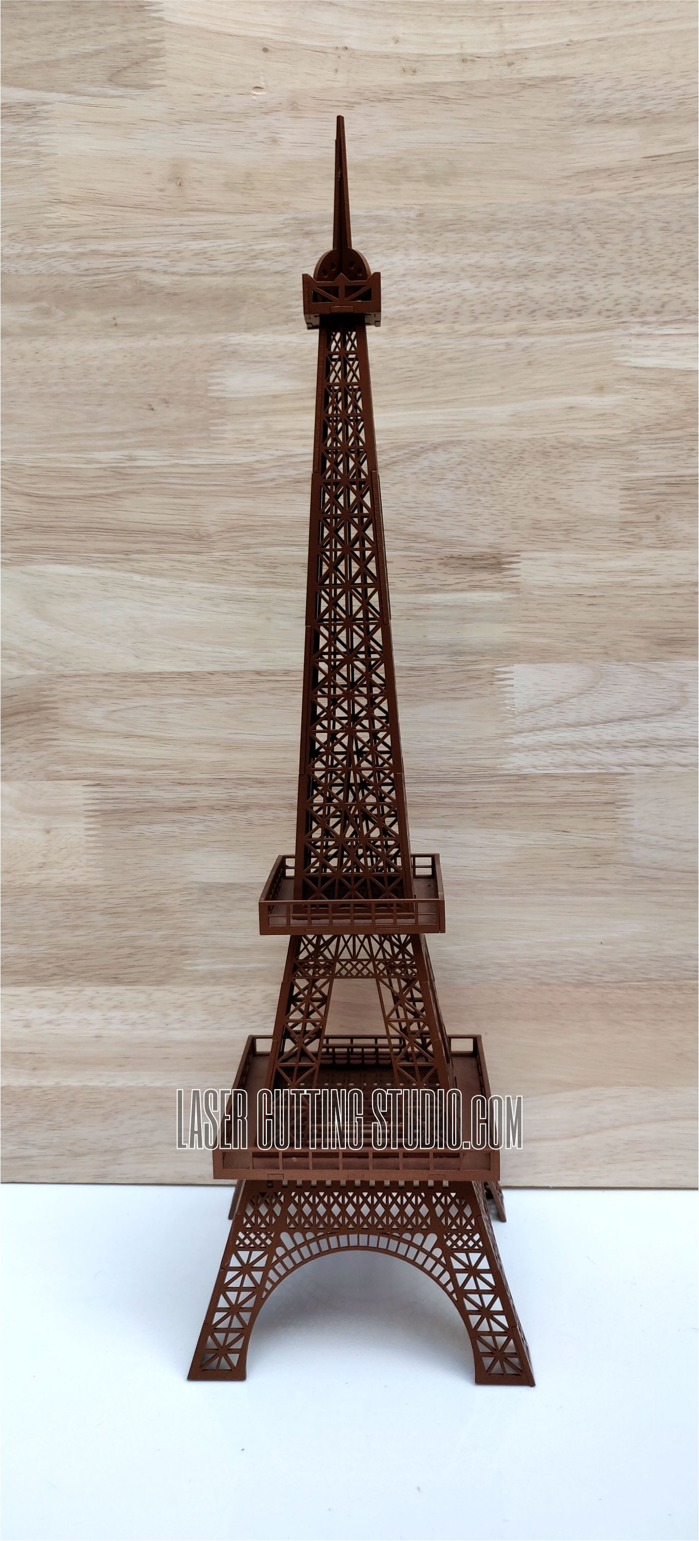 eiffel6 – Laser Cutting Studio
